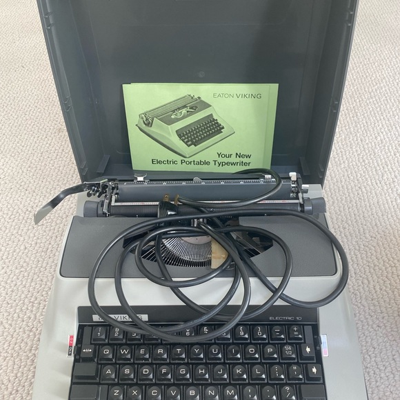 Other | Eaton Viking Electric Portable Typewriter In Case | Poshmark